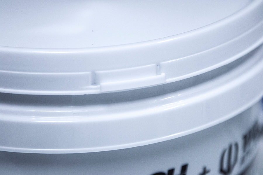 Wolf Athletics - 22 Ball Bucket - Official PLL Game Ball - White ...